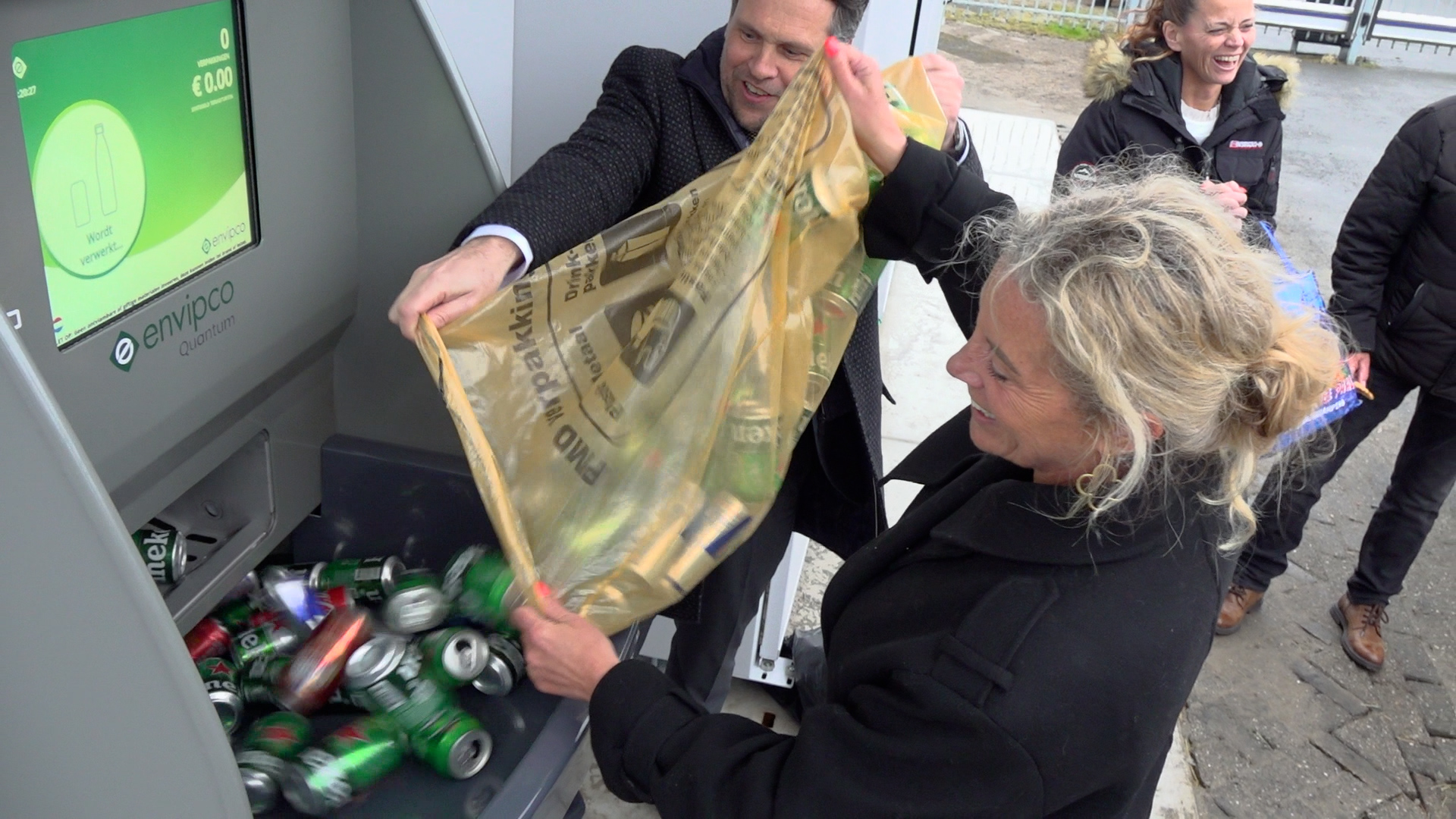 Nieuwe bulkstatiegeldmachine maakt inleveren makkelijker en sneller ...